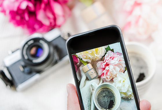 4 Steps to Make Unique Instagram Stories | Pixomatic Blog